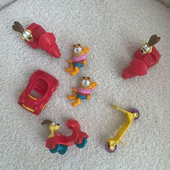 McDonald’s | Toys | Vintage 986 Mcdonalds Garfield Odie Happy Mealtoys ...